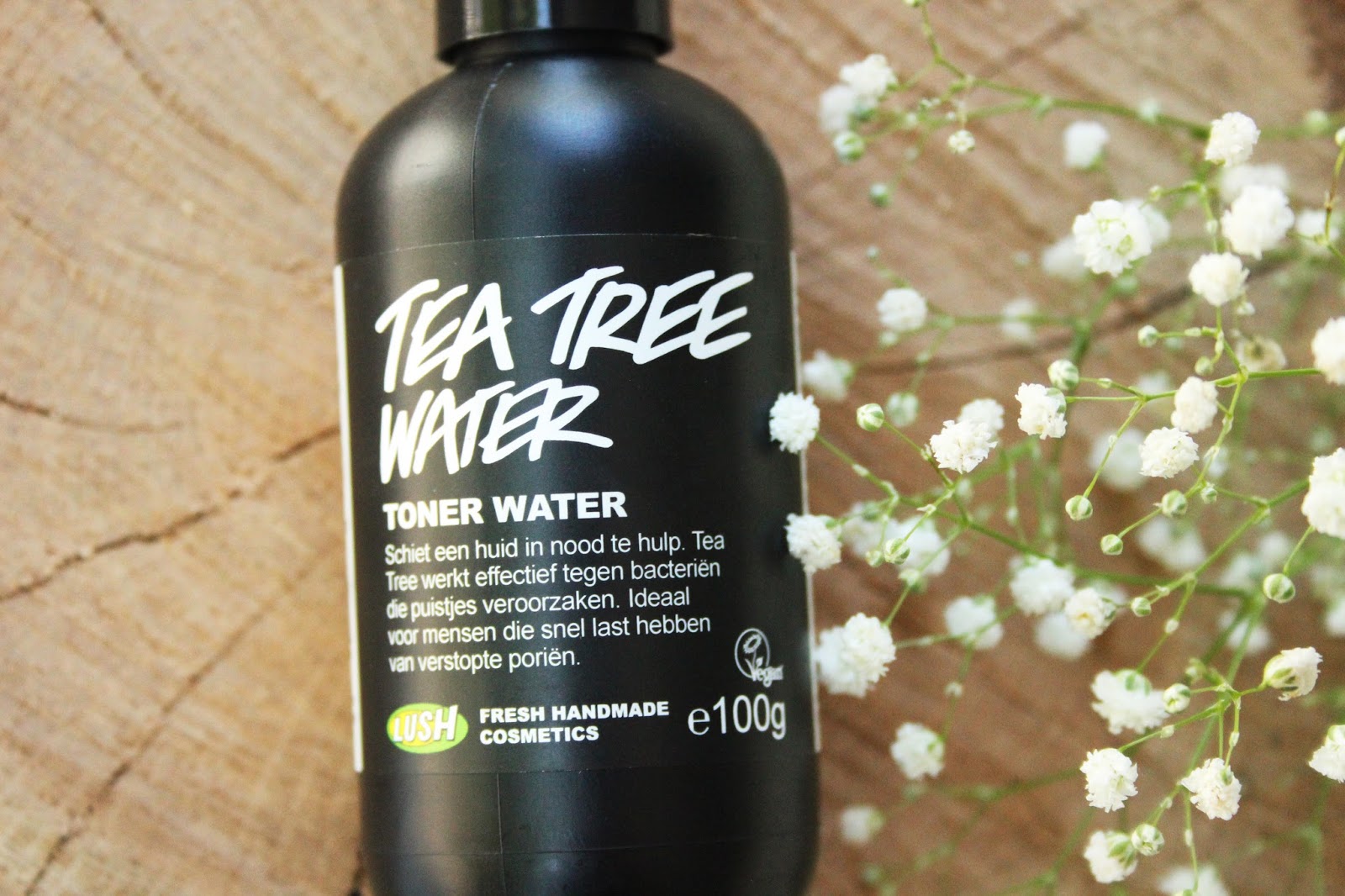 LUSH | TEA TREE WATER | A Beauty To Rock