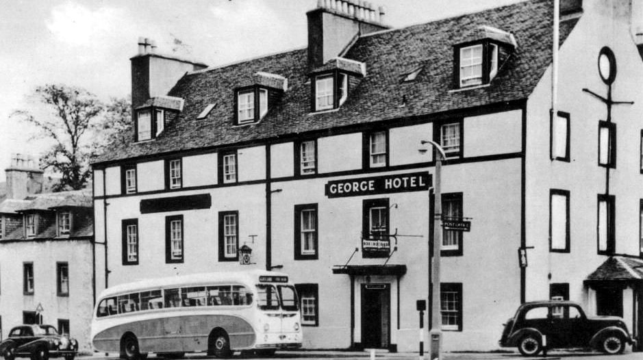 Tour Scotland: Old Photograph George Hotel Inveraray Scotland