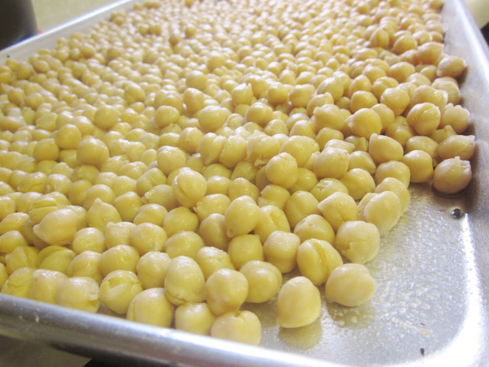 Chef Tess Bakeresse: Healthy Chick-Nuts (Homemade Chickpea baked snacks)