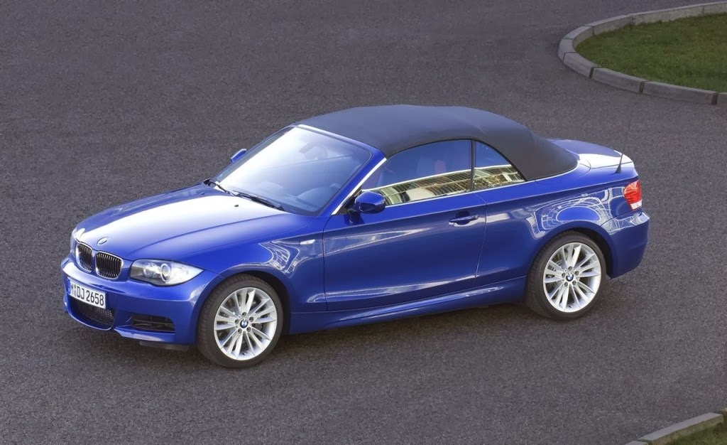 BMW M235i Convertible Full Photos