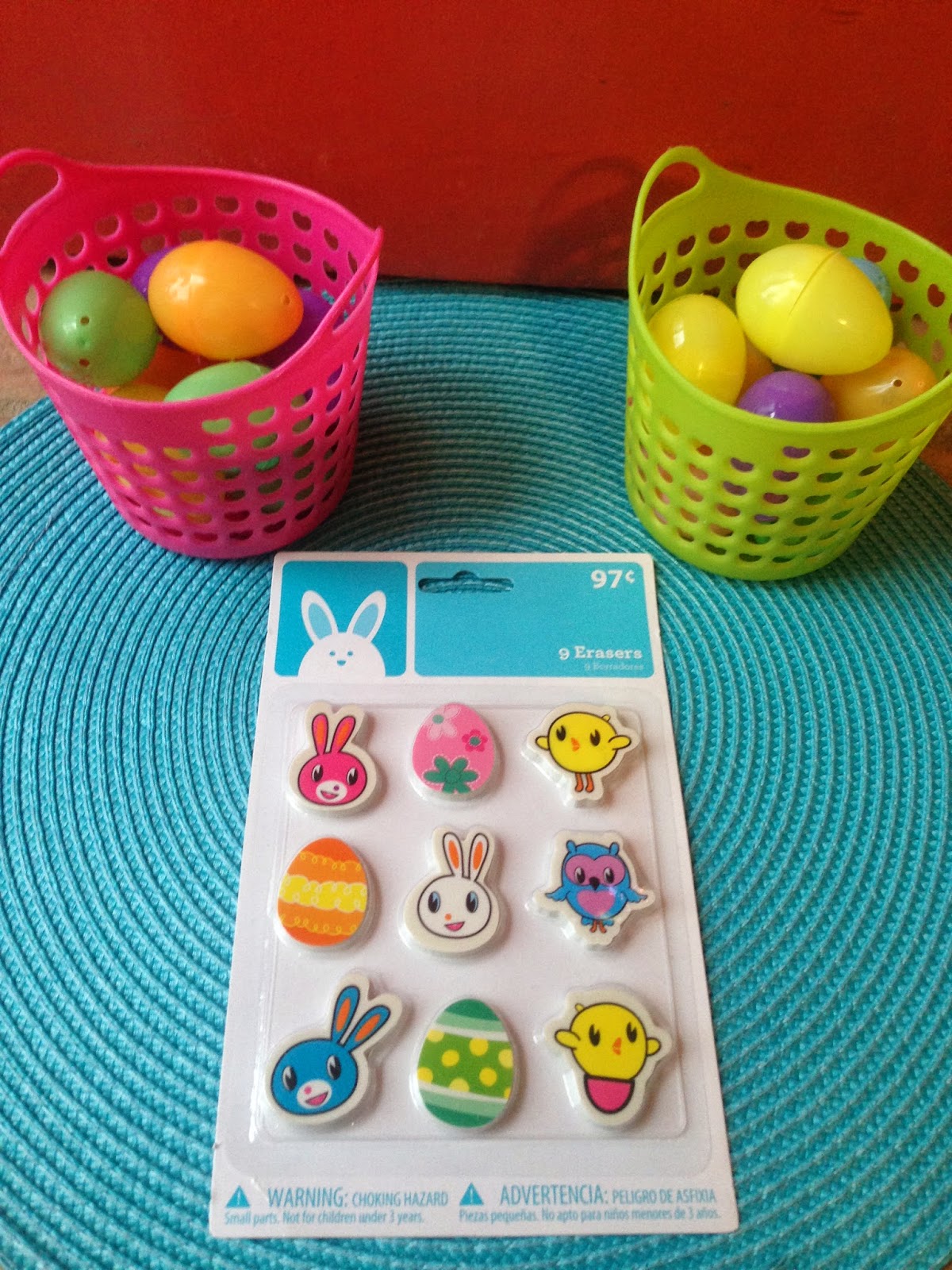 Teaching Munchkins: "Egg-cellent" learning games with plastic eggs!