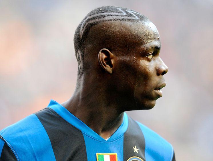 All Football Stars: Mario Balotelli Hairstyles Pictures 2012