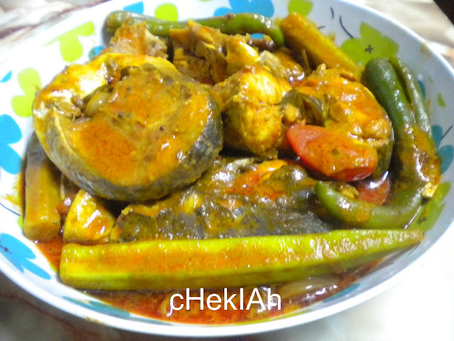 Alaaahaiii..CheKiah: GULAI IKAN PELOTAN