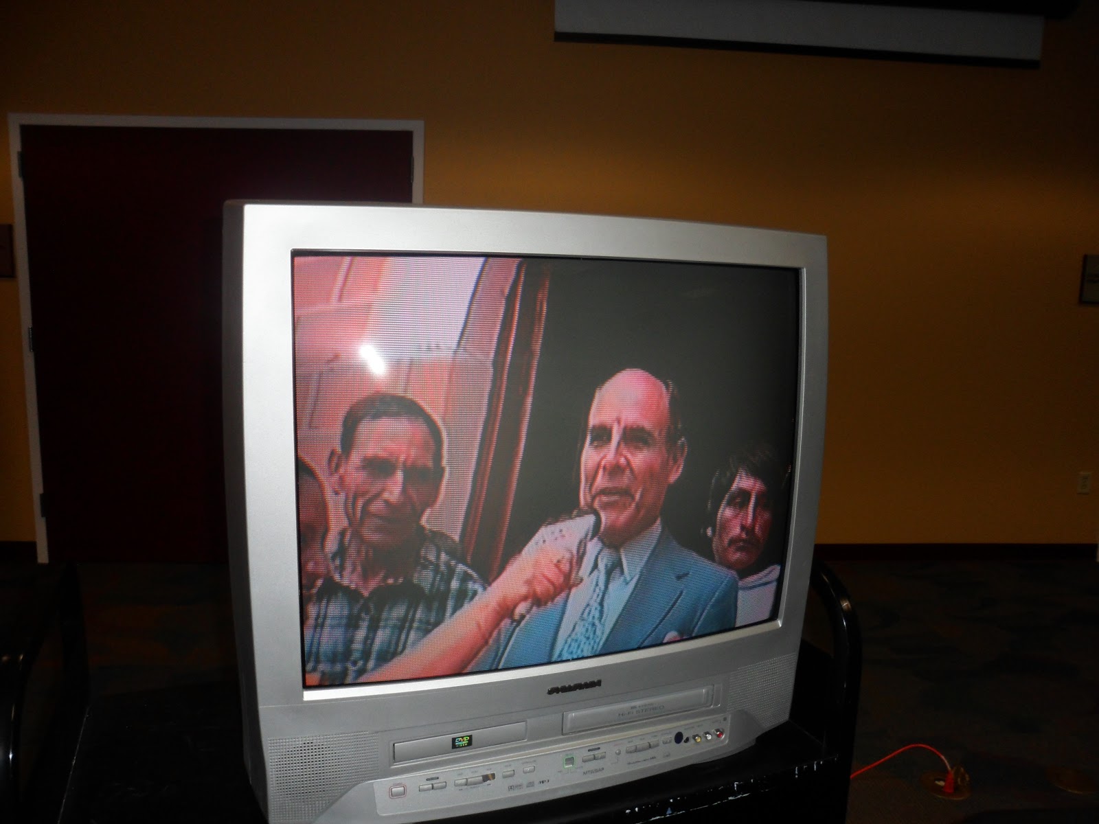 ELILUC presenta Eventos Culturales y mas...: PRESENTACION DEL LIBRO ...