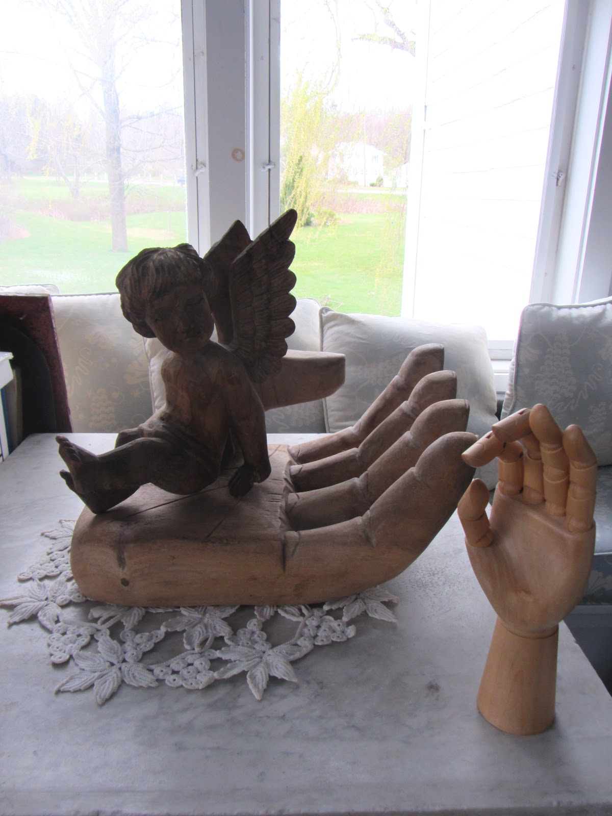 A Rolling Crone: Found Art – A Show of Magical Hands