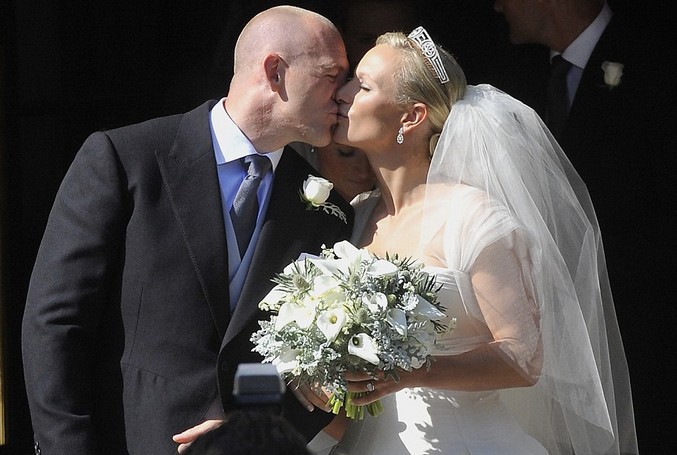 Zara Phillips Wedding Dress Pictures Gallery