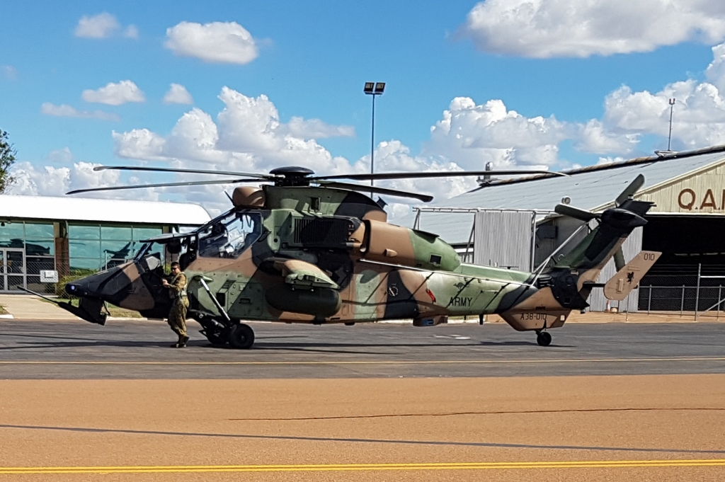 Central Queensland Plane Spotting: Australian Army Eurocopter (ARH ...