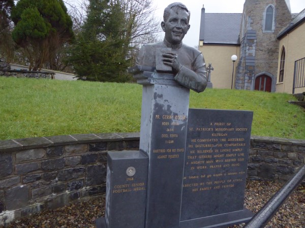 Listowel Connection: Craftshop na Méar, Fast Fashion and recycling and ...