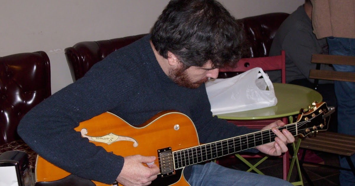 Conciertos en Albacete: Concierto desenchufado de Roberto Portillo en ...