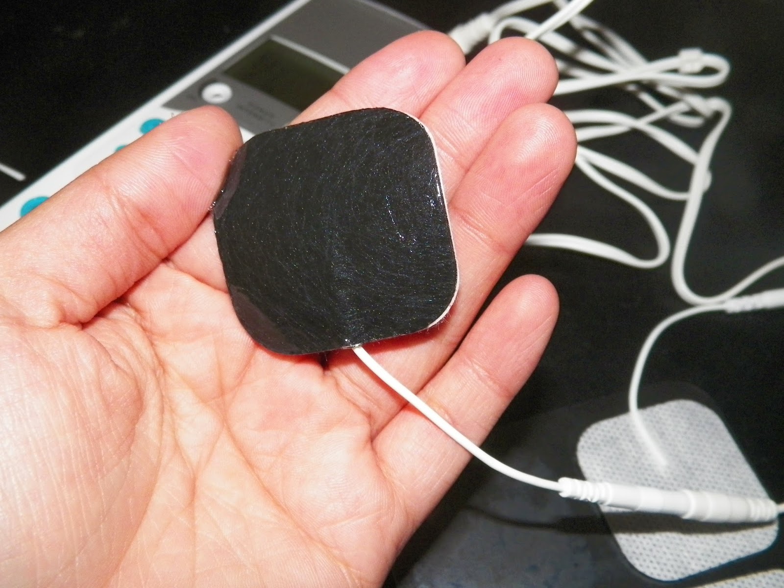 mygreatfinds: TENS Handheld Electronic Pulse Massager Unit By Easy@Home ...