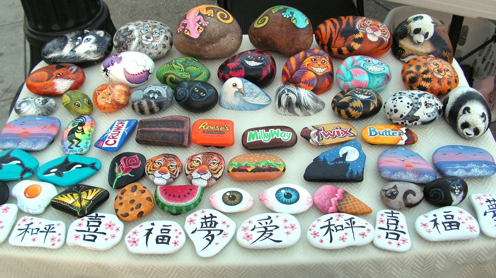 painted rocks ~ Art Craft Gift Ideas