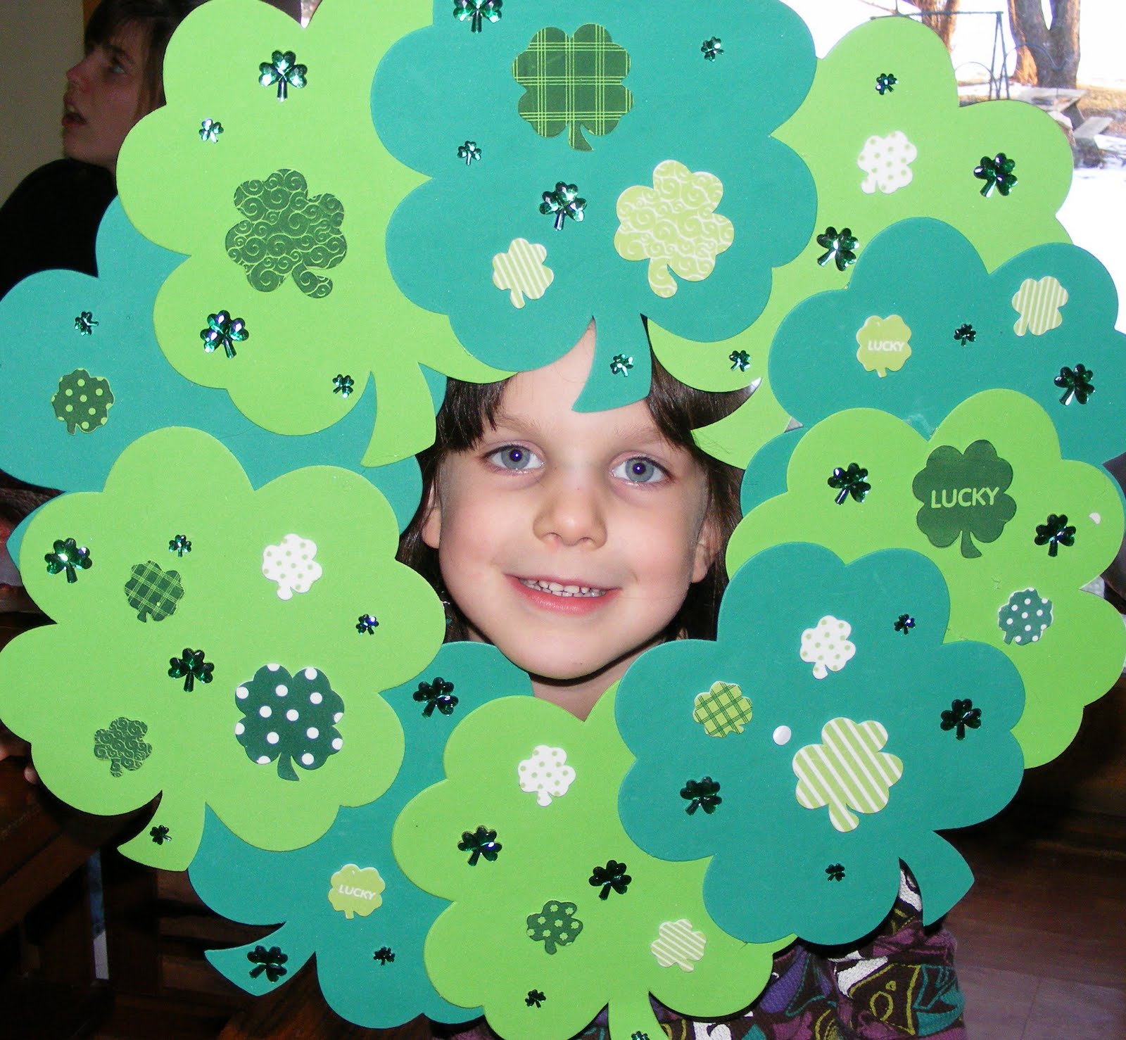Ten kids and a Dog: Quick and Easy St. Patrick's Day Wreath