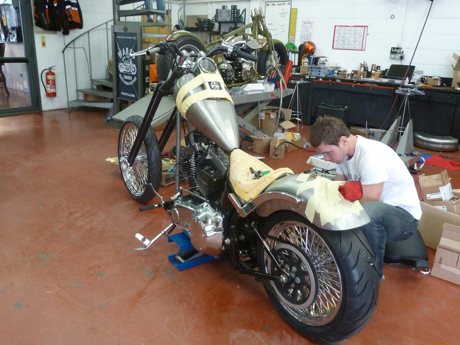 Flies in your Teeth: Introducing Amelia, my new Harley-Davidson chopper