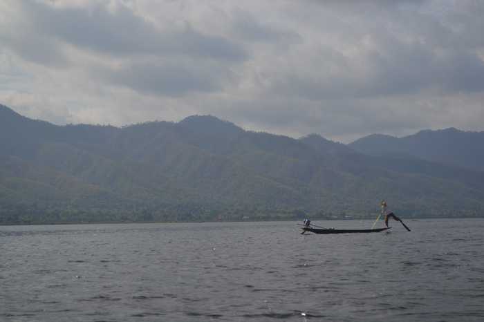 One Very Short Life: Day 5: Beautiful Inle (Inlay) Lake