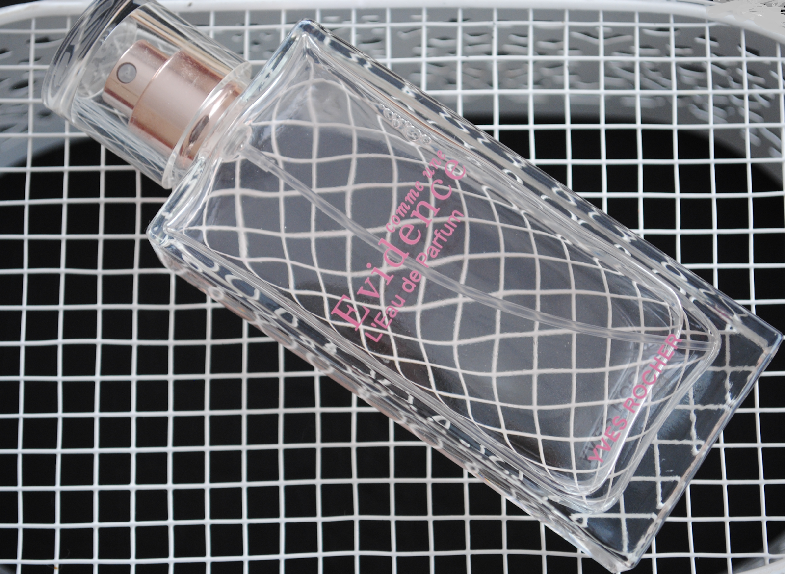happy one day: Yves Rocher Comme Une Evidence Parfüm