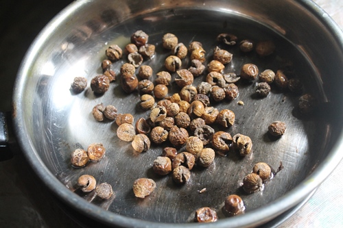 Sundakkai Podi Recipe - Turkey Berry Powder - Yummy Tummy