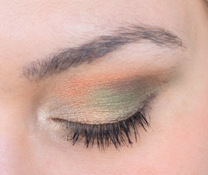 Caught in Action: Estée Lauder Pure Color Palette Batik Sun | Color Me Loud