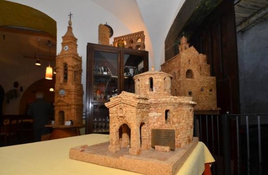 Simply Creative: Cork Sculpture by Ciro Califano