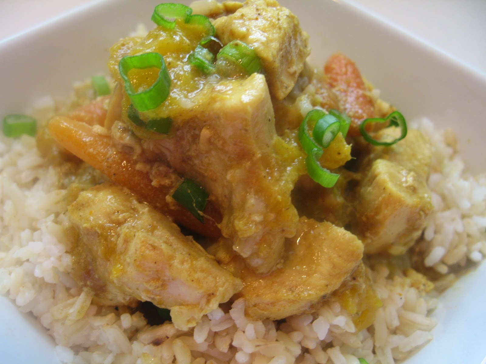Lulu Cooks and Tells: Slow Cooker Mango Chicken Curry