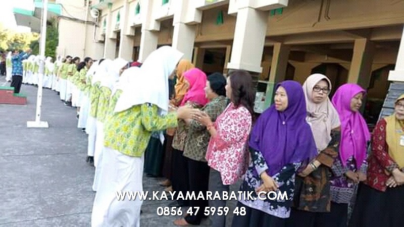 INSPIRASI UNTUK SERAGAM BATIK SMA N 1 SOLO | 085647595948 | Kayamara Batik