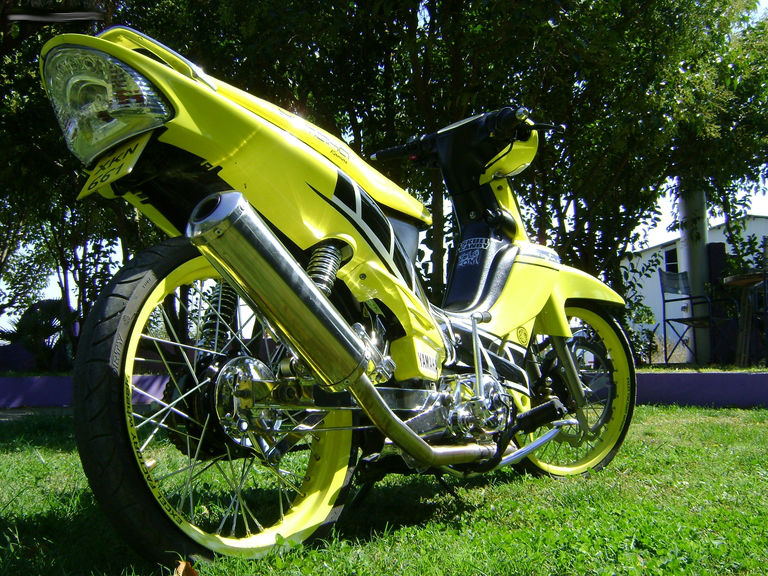 Mikrowio me dio rodes: Crypton R