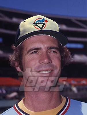 WHEN TOPPS HAD (BASE)BALLS!: ANOTHER CASE OF AIRBRUSHING-1977 BILL SINGER