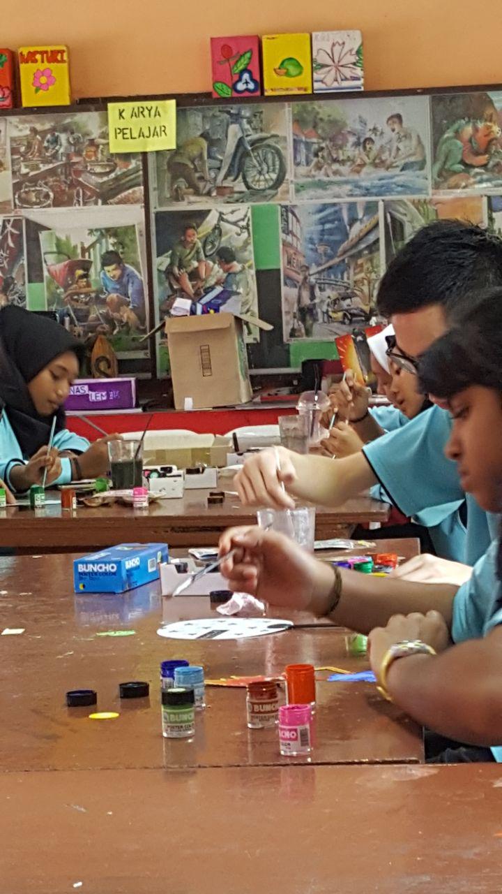 Pusat Sumber Sekolah SMK SIMPANG EMPAT: October 2017