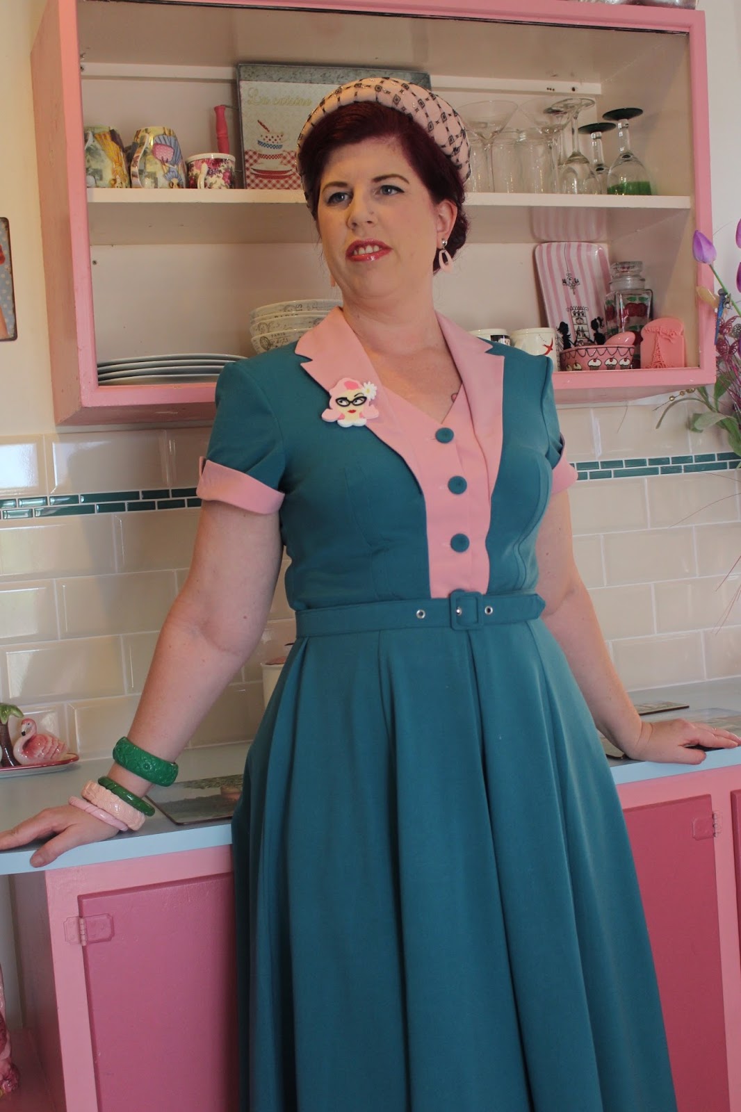 Miss Milla Cherry: Retro Kitchen!