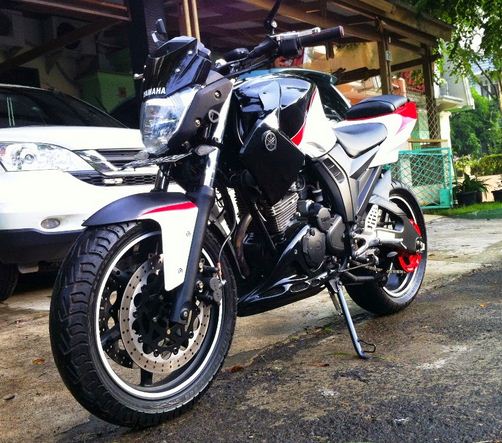 Modifikasi Terbaru Yamaha Scorpio Z Bergaya Touring dan Thailook Velg ...