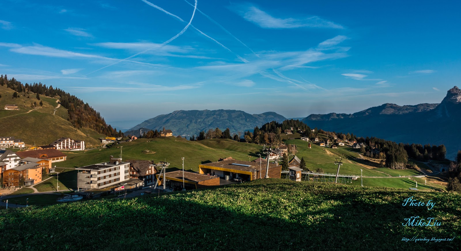 施圖斯景點｜交通｜ Stoos Bahn 世界最陡登山纜車 - 麥克愛旅行