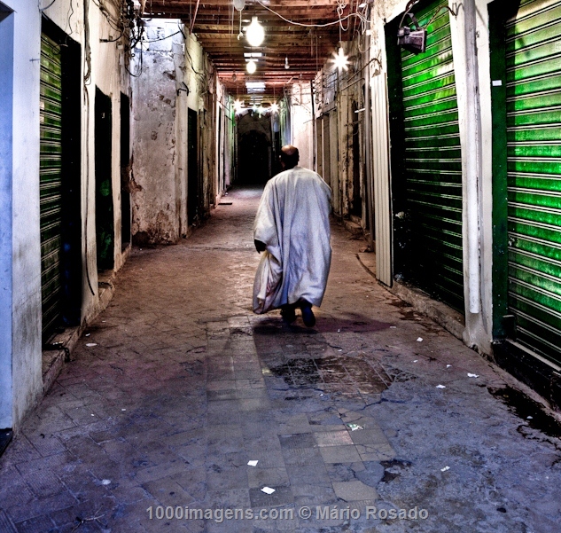 ABRAÇO DE LUZ!: AUTOBIOGRAFIA EM 5 CAPÍTULOS