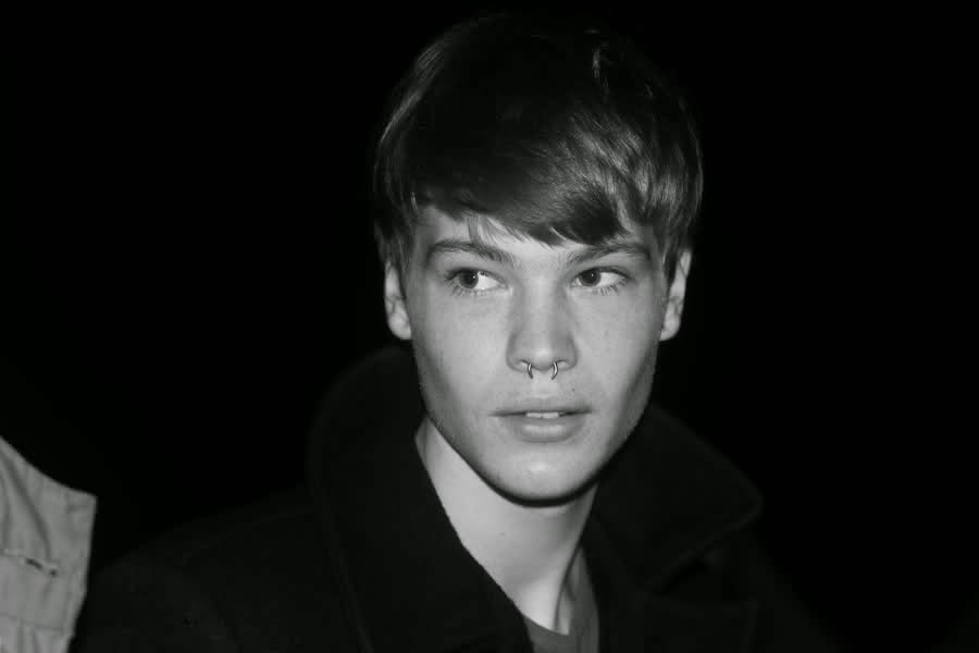 La Base observa: Randy Johnston (1988-2008) la trágica muerte de un modelo