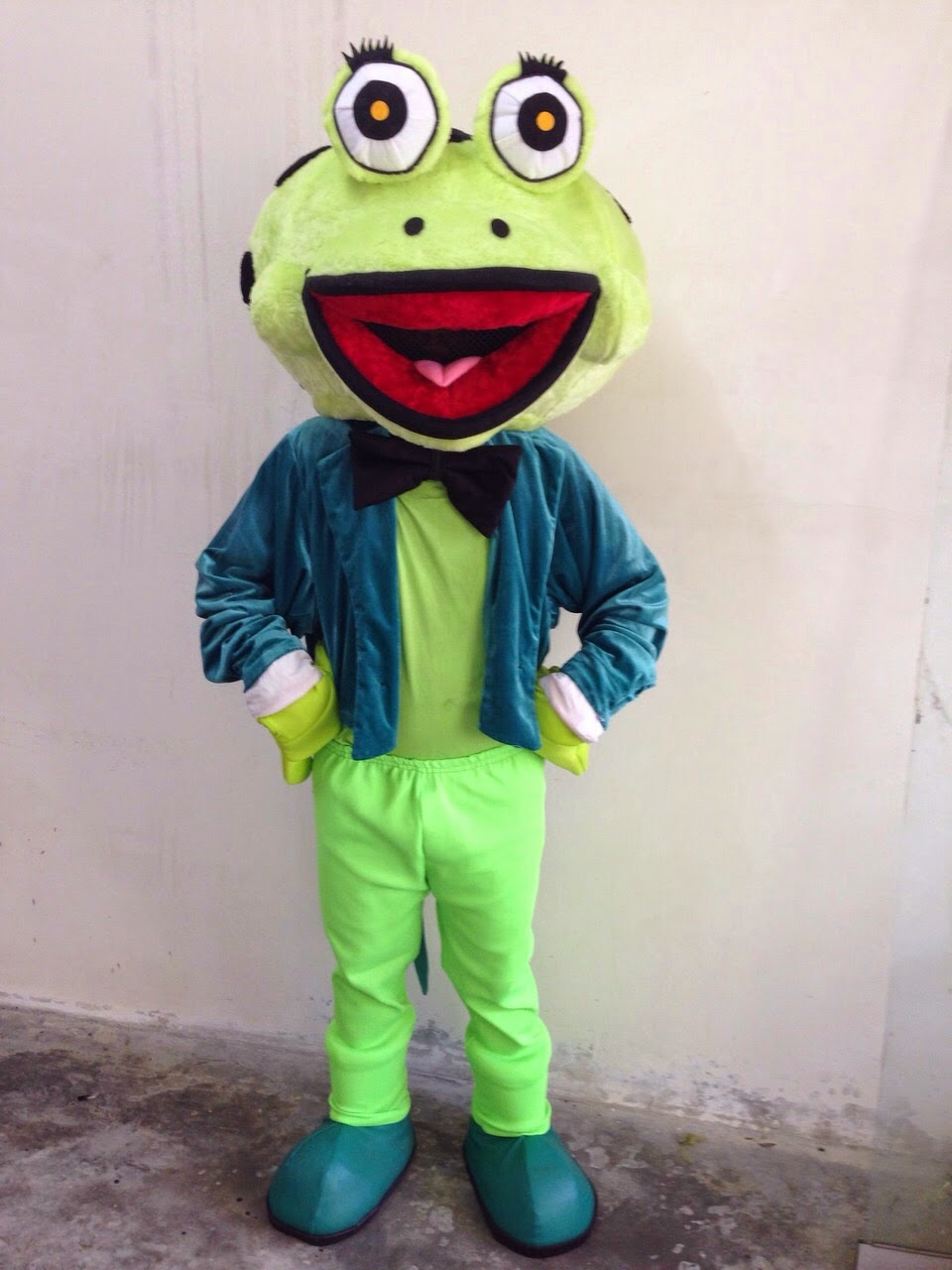 MASCOT , CLOWN AND PUPPET SHOW: MASKOT UNTUK DISEWA