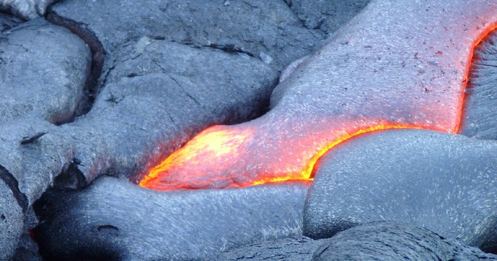 Viva o momento Geográfico: O QUE É O MAGMA?