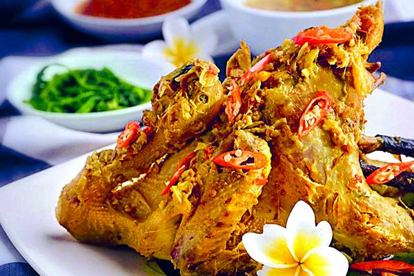 Chicken Betutu of BALI (Indonesia) | Indonesian food and recipes