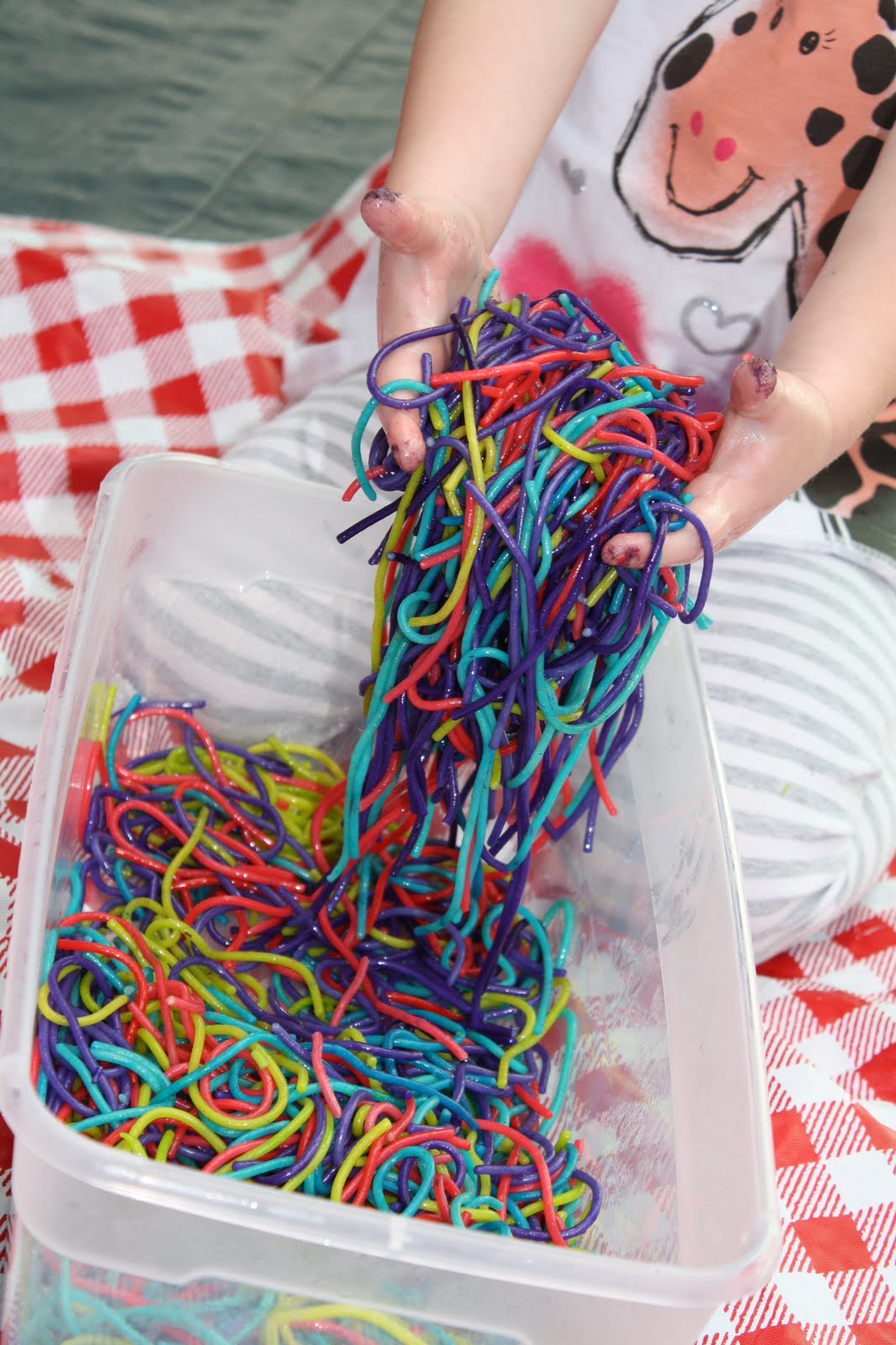Hefley 5.....: Colored Spaghetti
