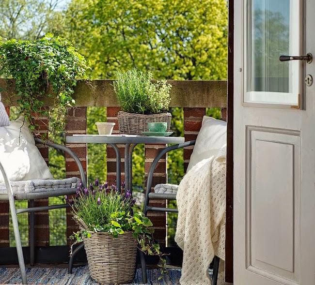 ESTILO RUSTICO: Otros Balcones Rusticos / Rustic Style Balcony