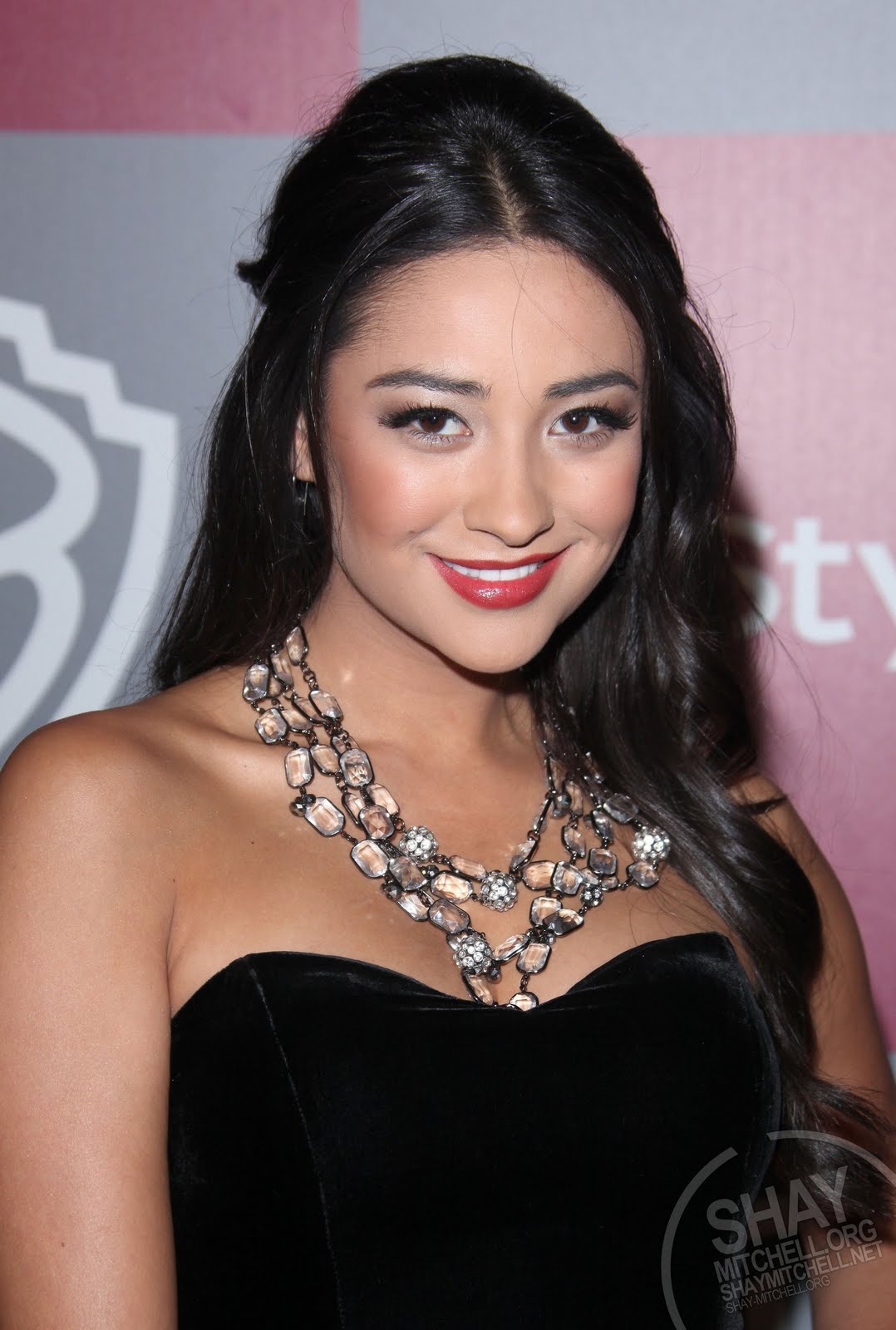 bob hairstyle: Shay Mitchell Long Hairstyles