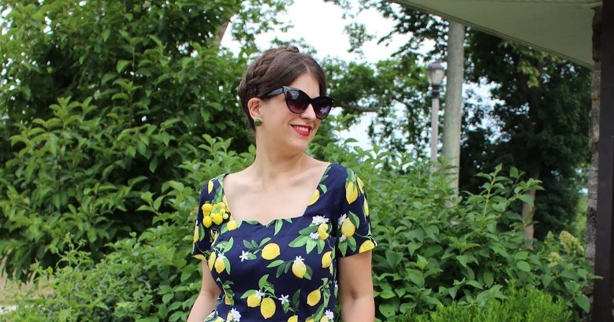 Handmade By Heather B: We get it, you like lemons - Butterick 6556