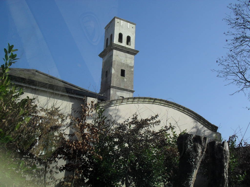 The Blog Wot I Wrote: Sway Towers over the World