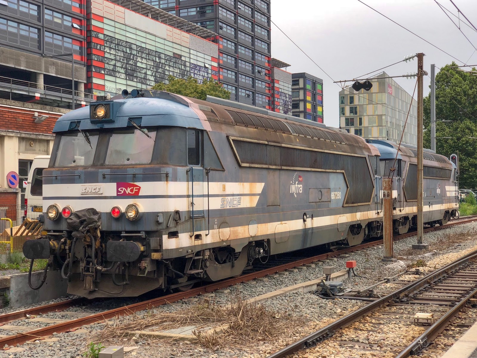 LA PASSION DU TRAIN: BB 67200 à Lille Flandres par Louis