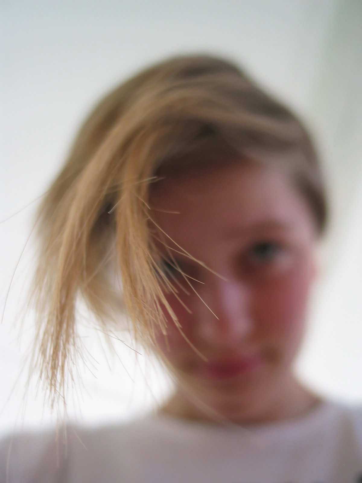 VELCRO GENERATION: Ny frisure :o