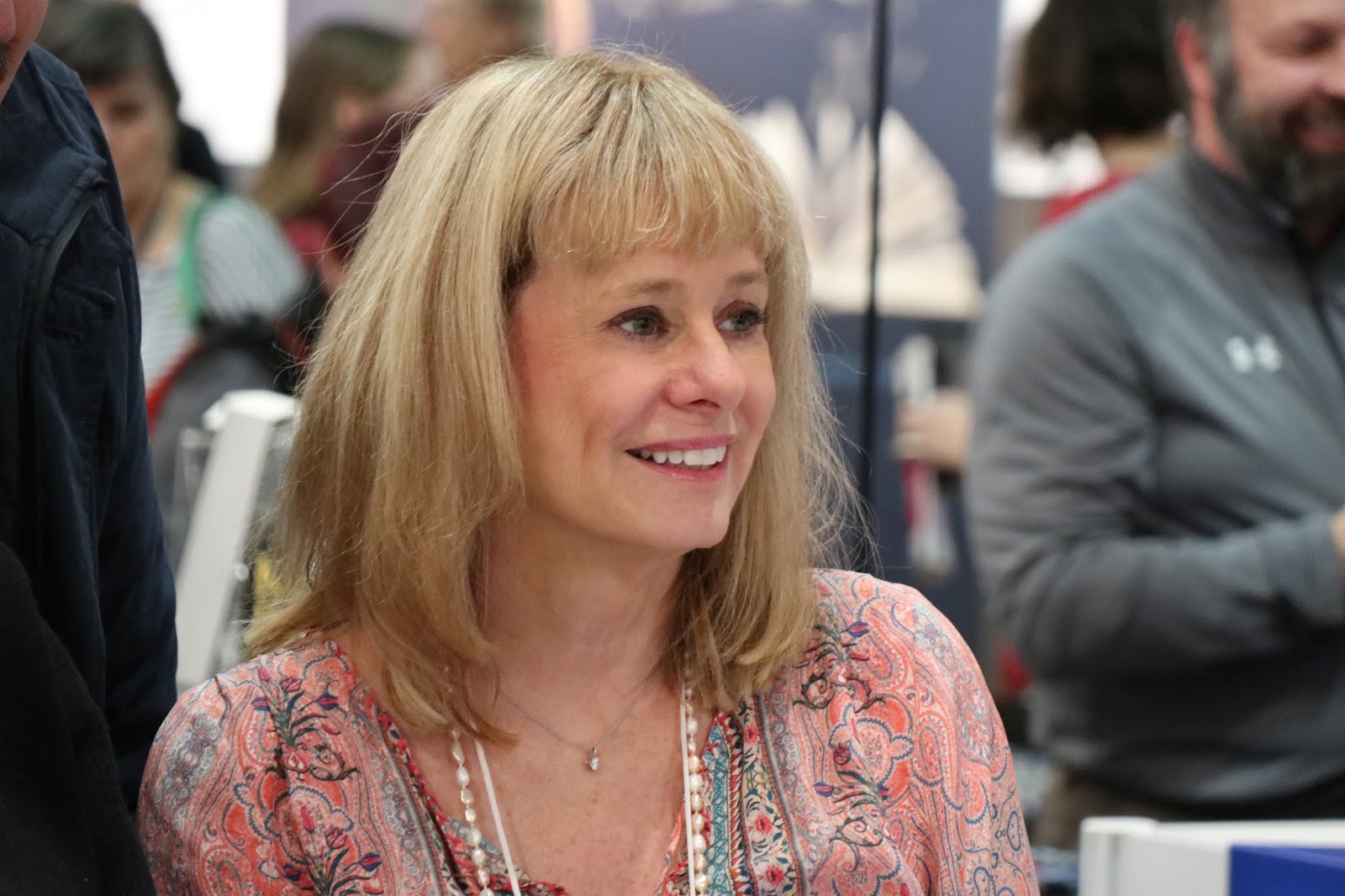 - POINTS OF VIEW _______________: A FRIDAY NIGHT WITH KATHY REICHS ...