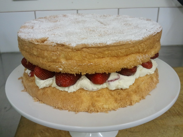 From Tina's Kitchen: CREAM SPONGE HEAVEN!