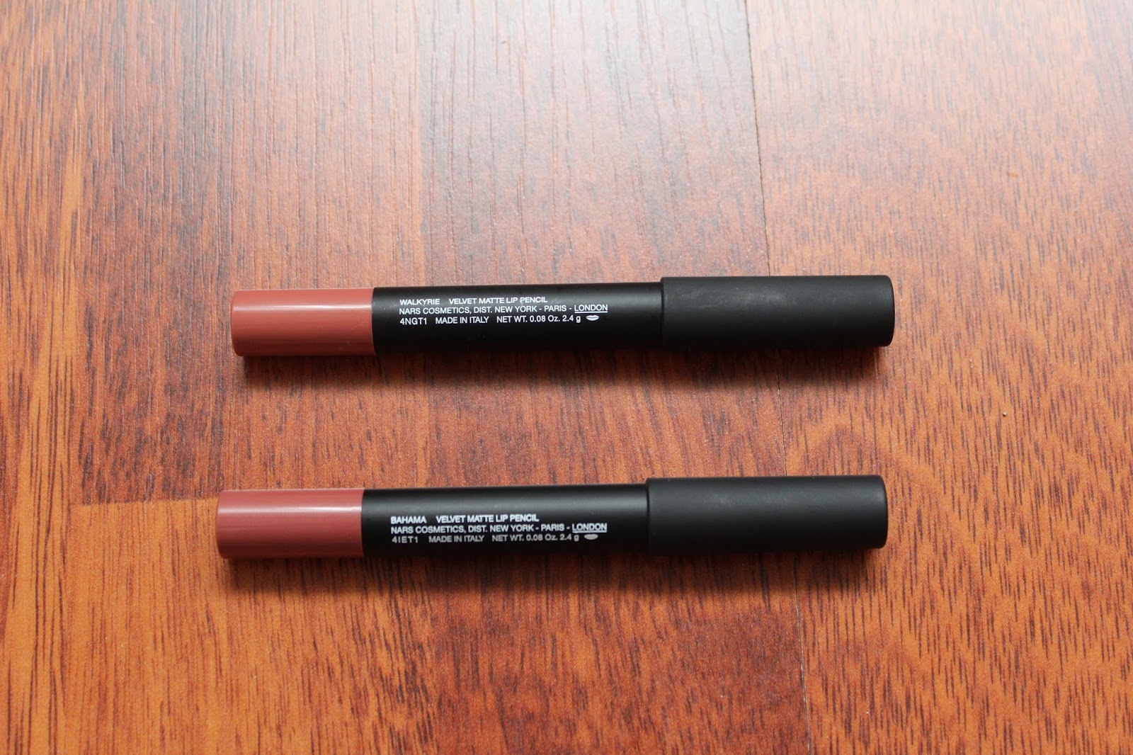 The Makeup Bomb: NARS Matte Velvet Lip Pencil - Bahama/Walkyrie