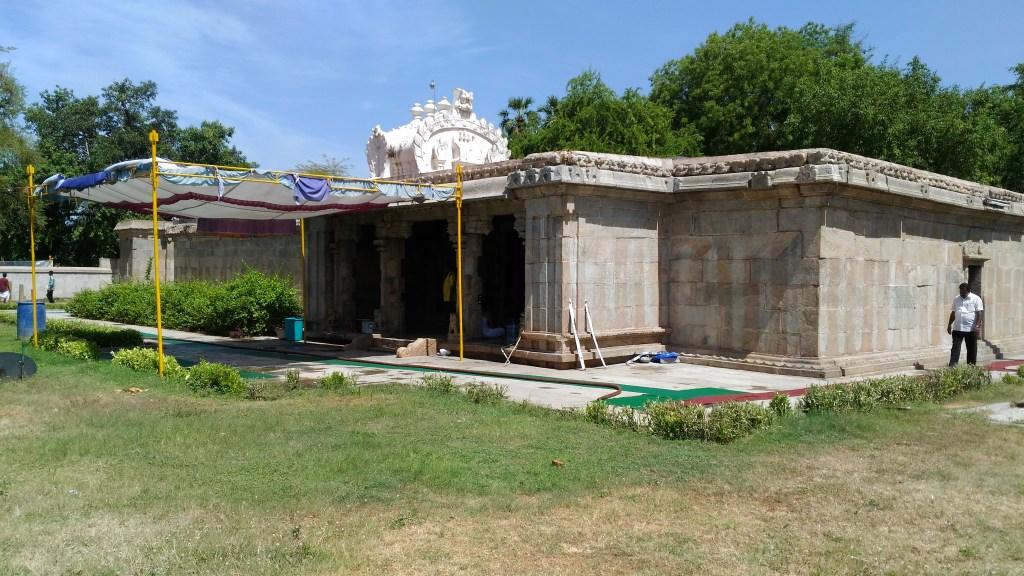 Hindu Temples of India: Parasurameswarar Temple, Gudimallam – The Temple