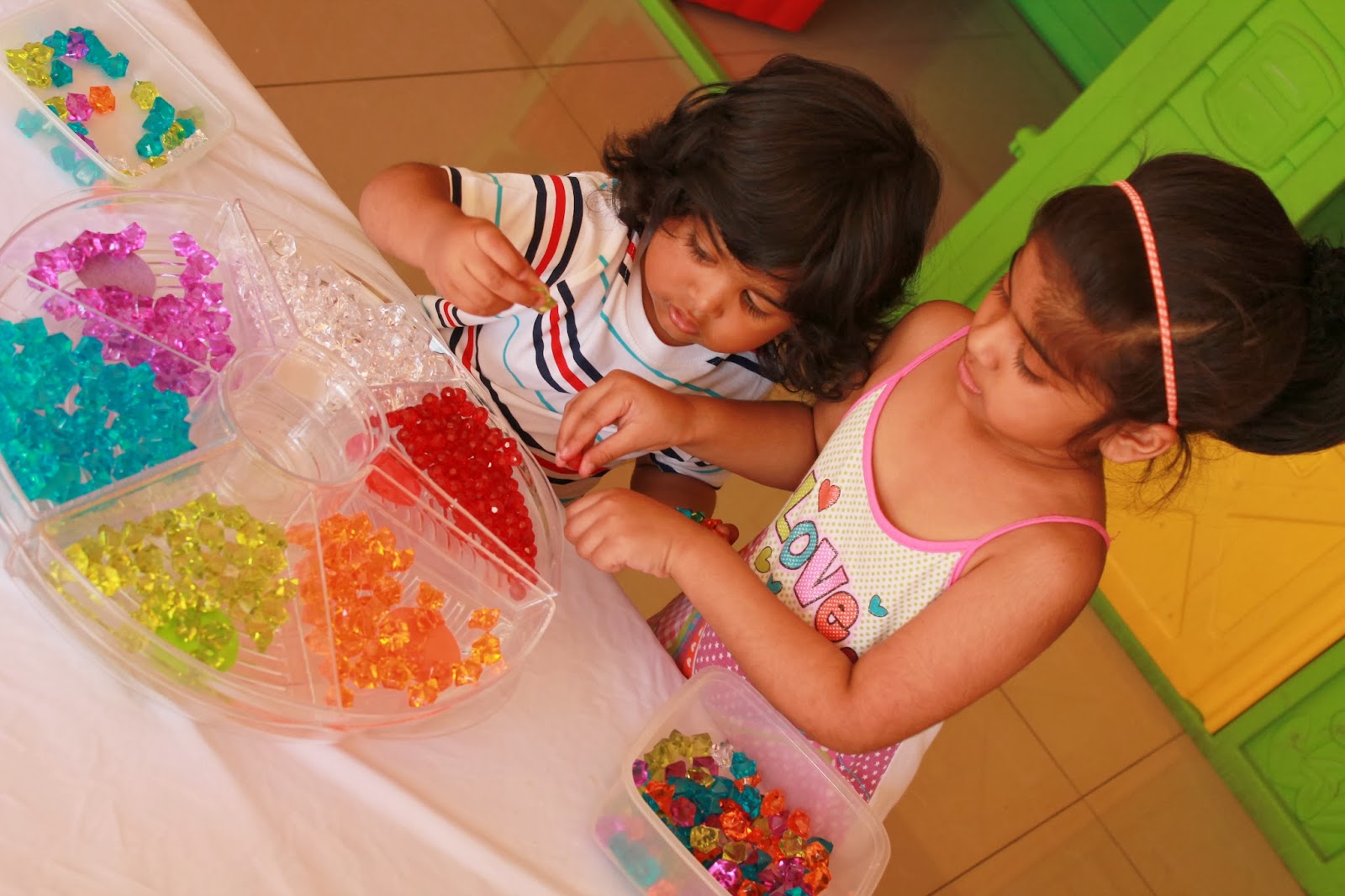 MakingMamaMagic Learning Play Colour Sorting makingmamamagic-learning-play-colour-sorting