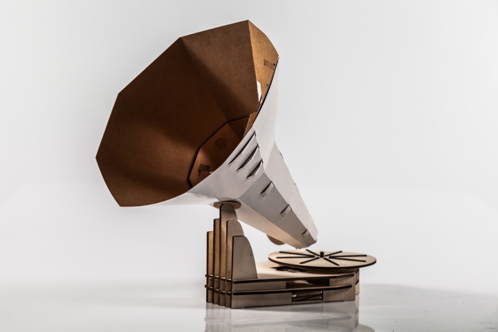 Recicla Inventa: El gramófono de cartulina