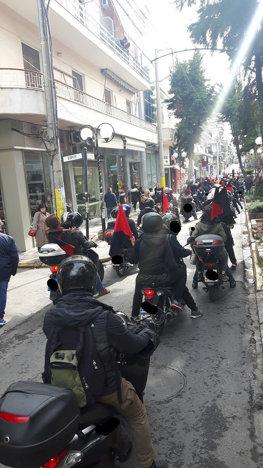 ΣΥΝΕΛΕΥΣΗ ΤΗΣ ΠΛΑΤΕΙΑΣ ΚΕΡΑΤΣΙΝΙΟΥ - ΔΡΑΠΕΤΣΩΝΑΣ: Σάββατο 3/2 ...