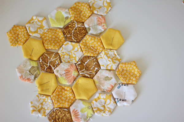 vintage hexies: a hexagon tutorial! - see kate sew